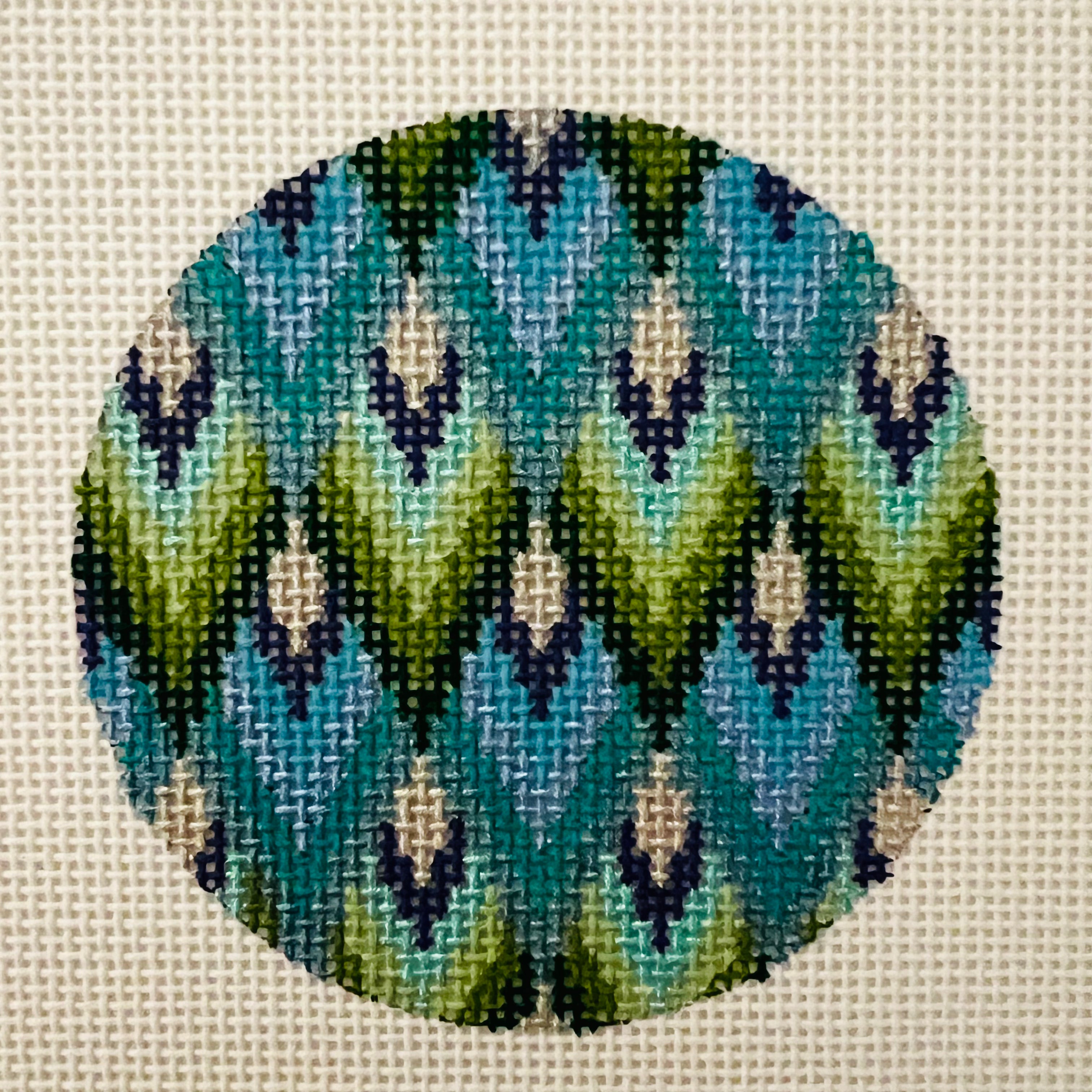 Bargello #2 Round Ornament Needlepoint Canvas – Bargello Needlepoint