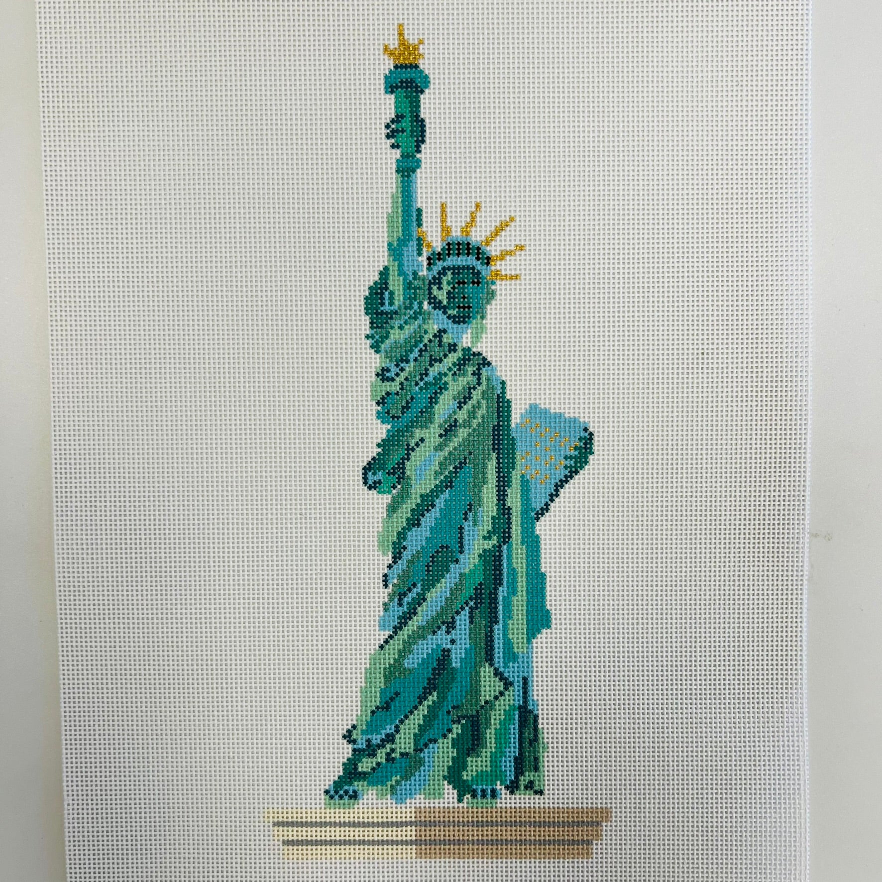 Statue of Liberty Needlepoint Canvas – Bargello Needlepoint